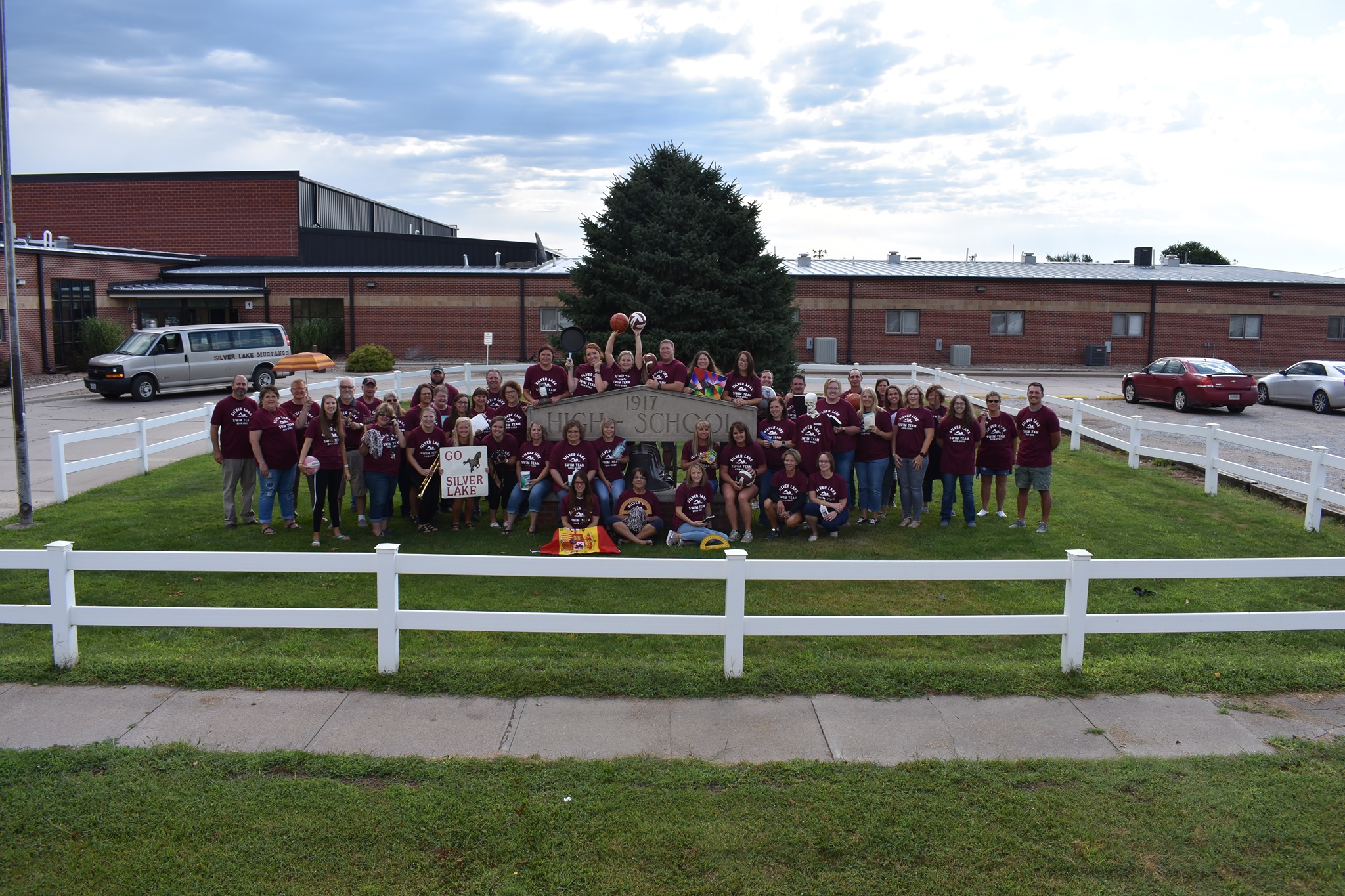 High School - Silver Lake Public Schools