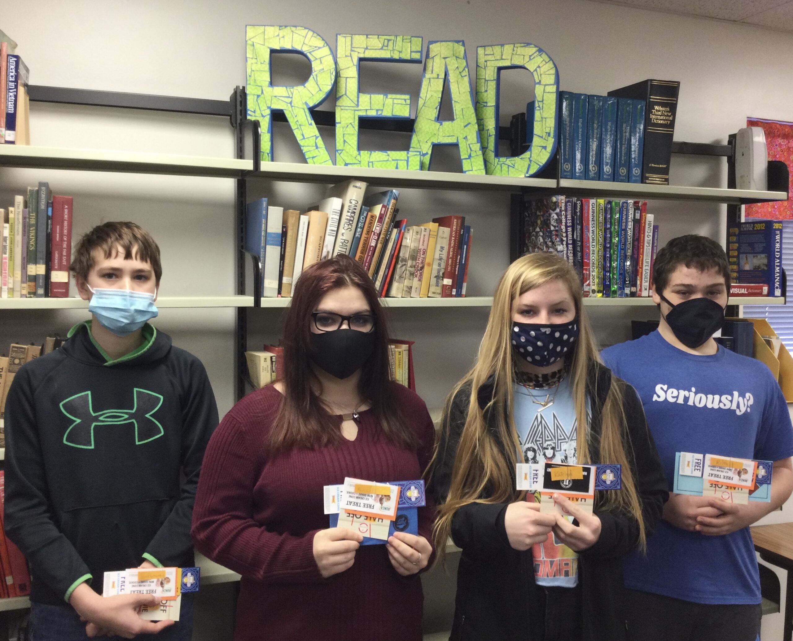 Reading Into the New Year - Silver Lake Public Schools